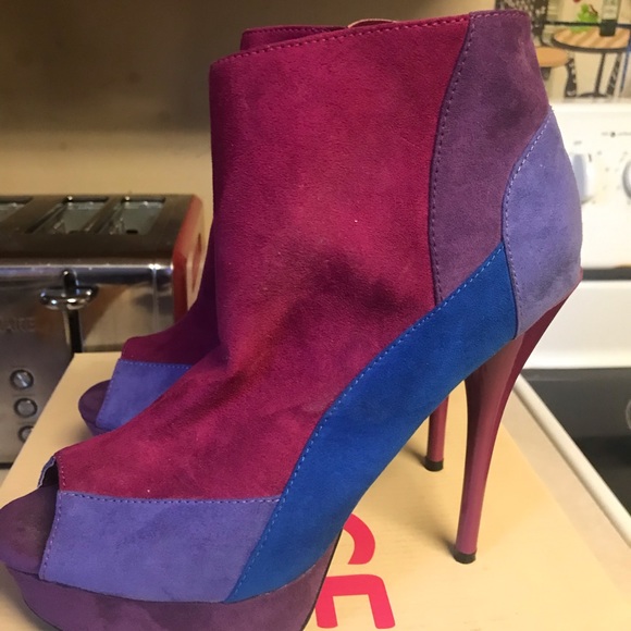 Shi by JOURNEYS | Shoes | Brand New Journeys Heels | Poshmark